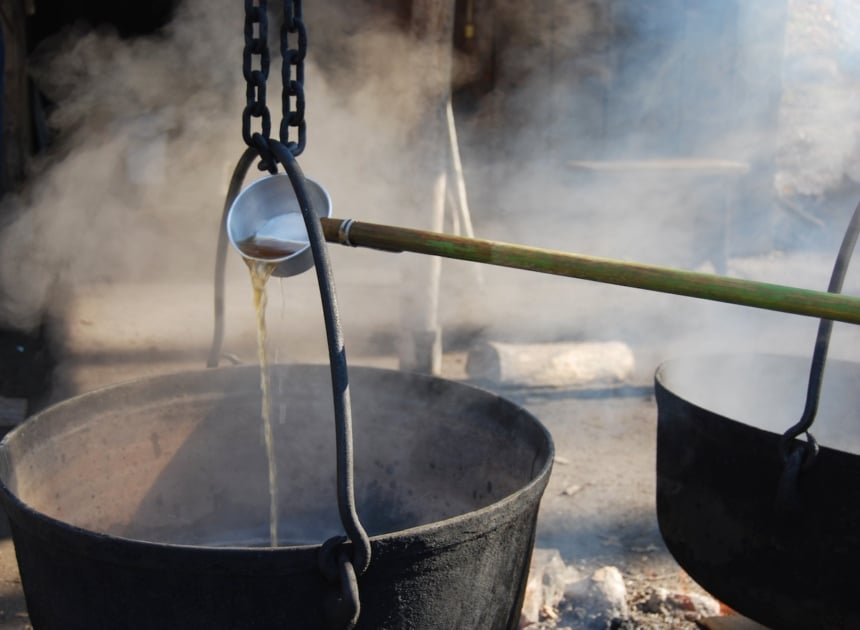 Backyard Maple Sugaring - Farmers' Almanac - Plan Your Day. Grow Your Life.