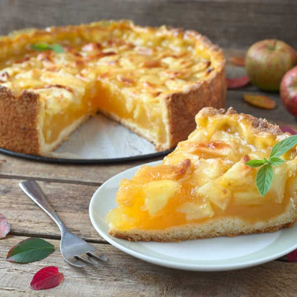 What The Heck Is Kuchen? - Farmers' Almanac - Plan Your Day. Grow Your ...