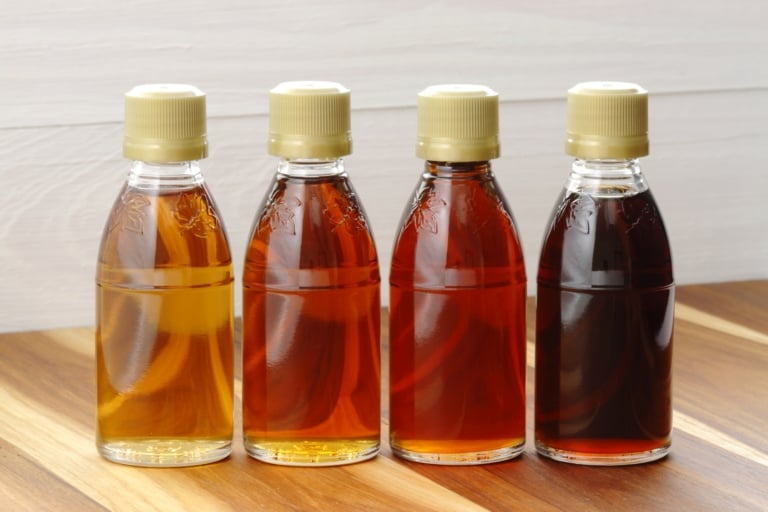 7 Fascinating Maple Syrup Facts - Farmers' Almanac - Plan Your Day ...