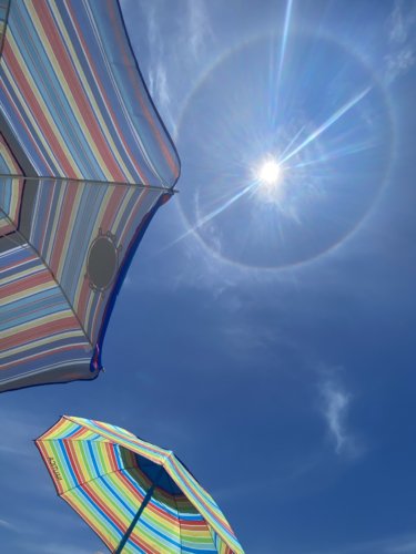 What's A Sun Halo? - Farmers' Almanac - Plan Your Day. Grow Your Life.