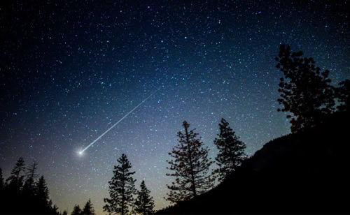 April Night Sky Guide (April 2024) - Farmers' Almanac - Plan Your Day ...