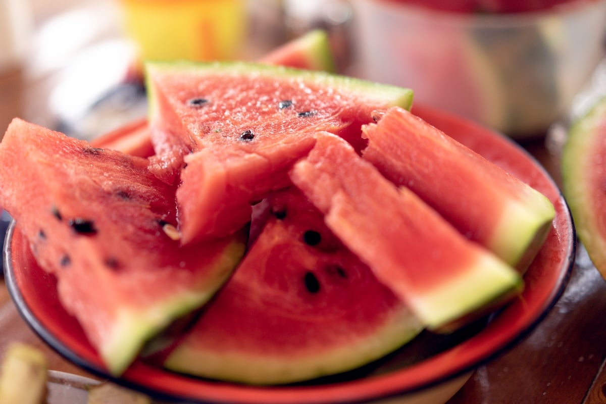 Summer Kitchen Tips Your Grandparents Swore By - Farmers' Almanac ...